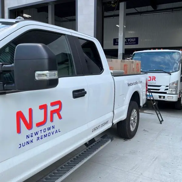 NJR - Newtown Junk Removal